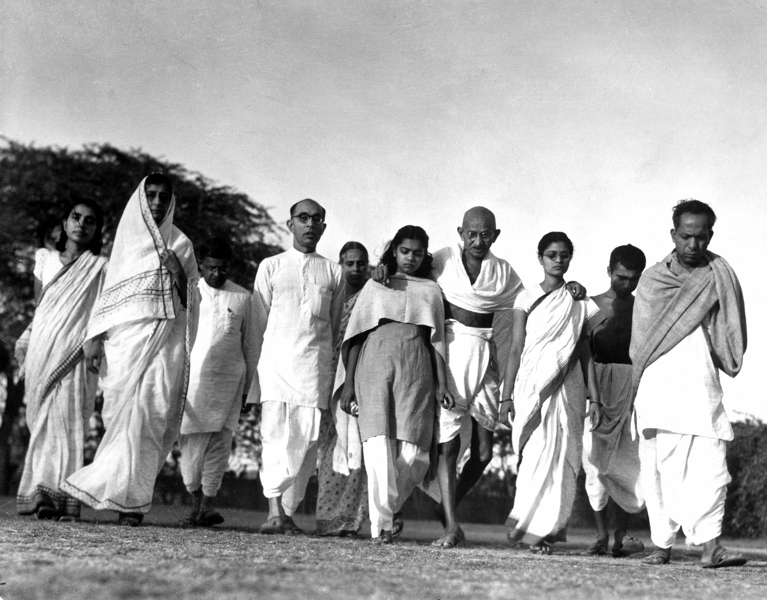 Gandhi and His Spinning Wheel: The Story Behind a Famous Photo