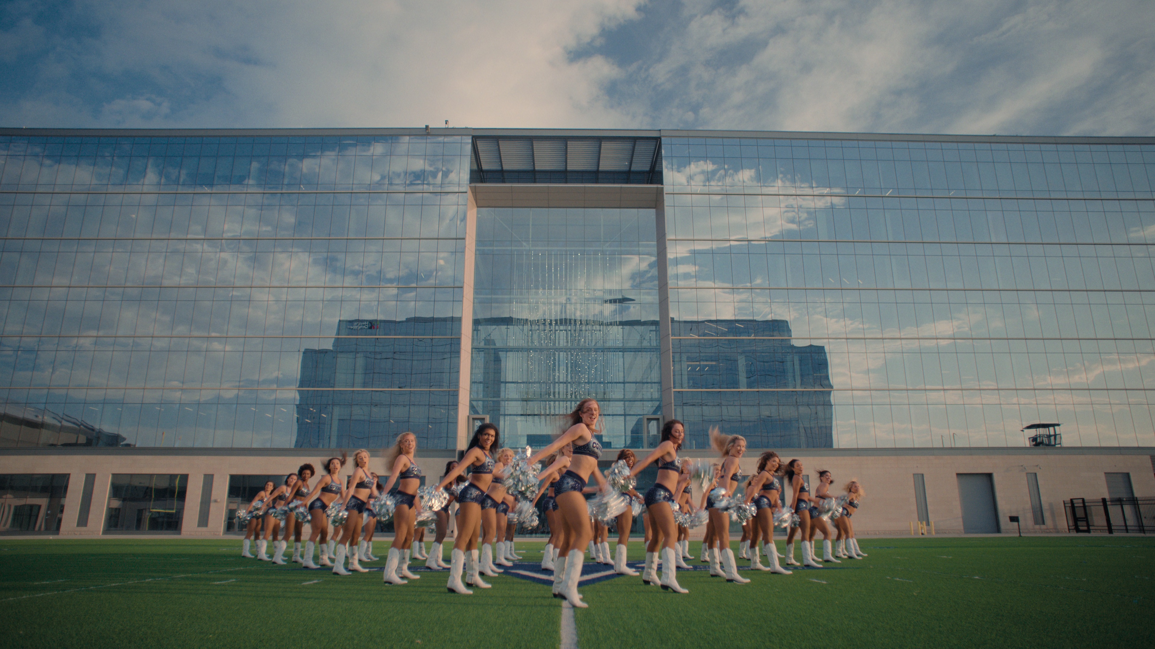 Why the Dallas Cowboys Cheerleaders' Salaries Are So Low