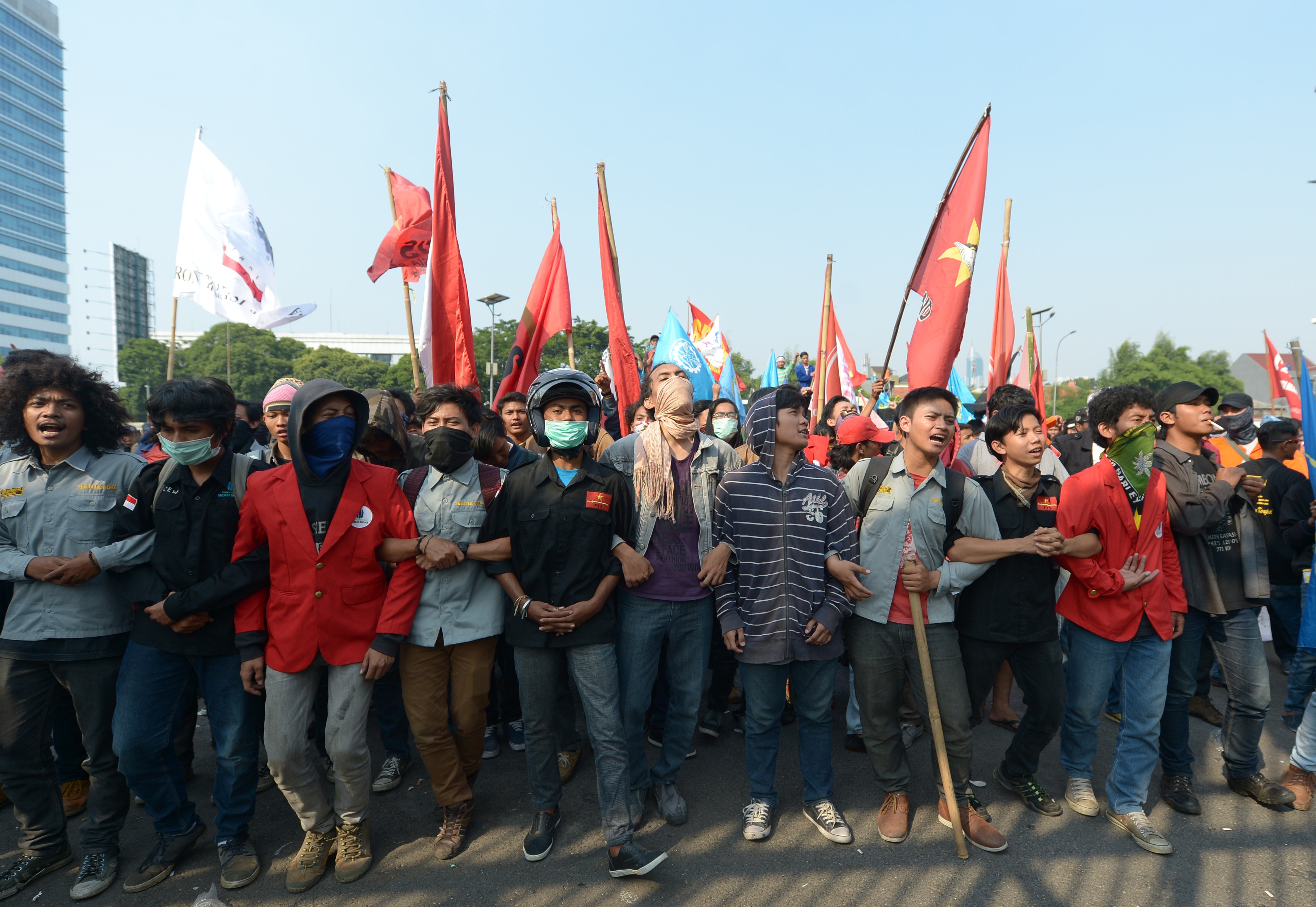 Indonesia's Parliament Sparks Outrage by Scrapping Regional Elections