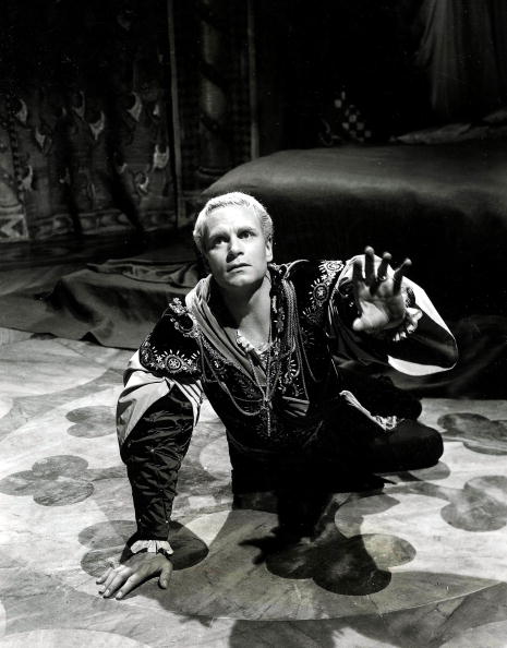 10 Notable Hamlets on Stage and Screen