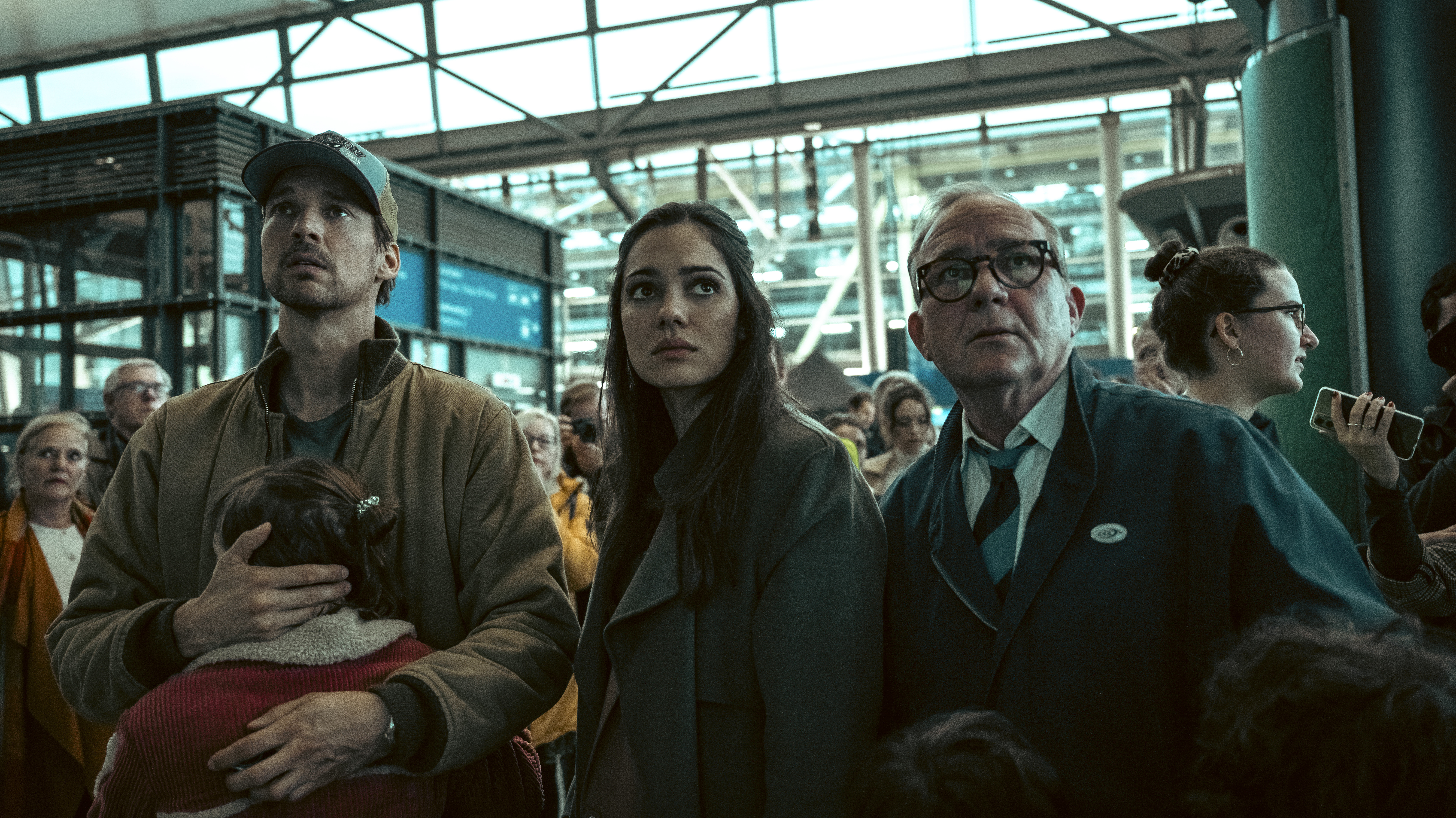 The Signal: Netflix's German Space Thriller, Explained