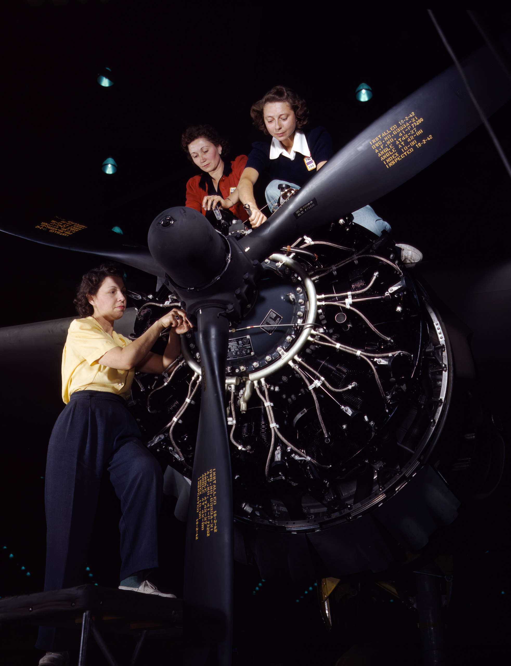 Rosie the Riveter History: See 15 WWII Photos of Women Working