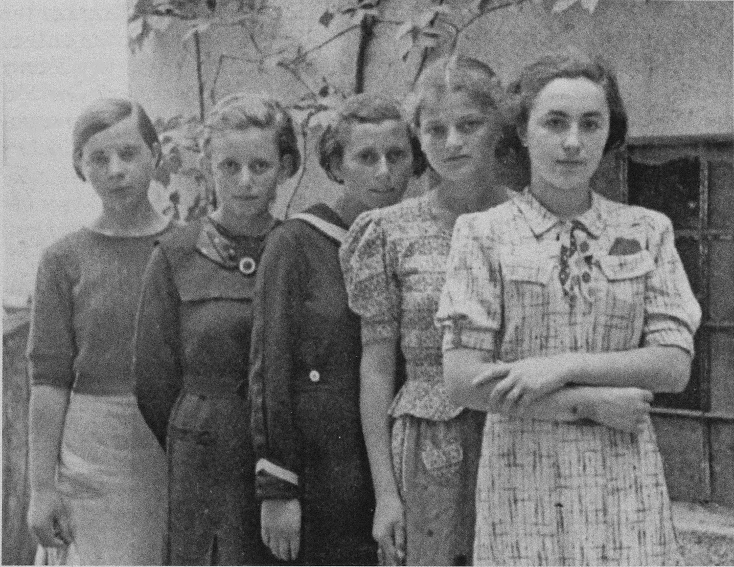The Nine Hundred Tells Stories of Women Sent to Auschwitz