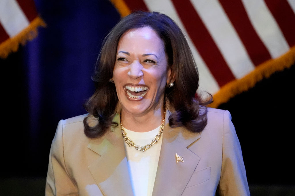 Harris Calls ‘Just Plain Weird’ at Massachusetts Fundraiser