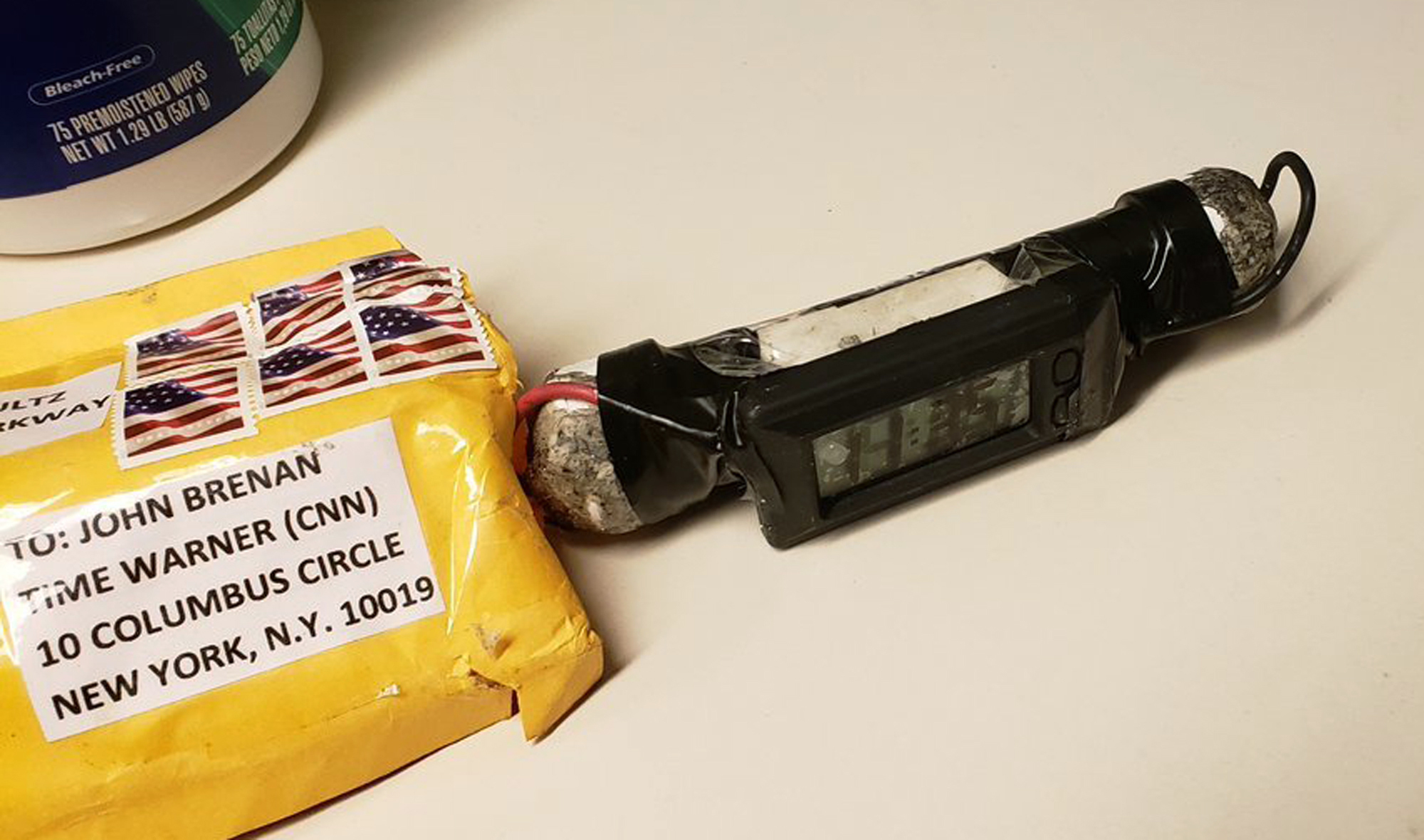 Investigators Look to Florida Post Office in Pipe Bomb Probe