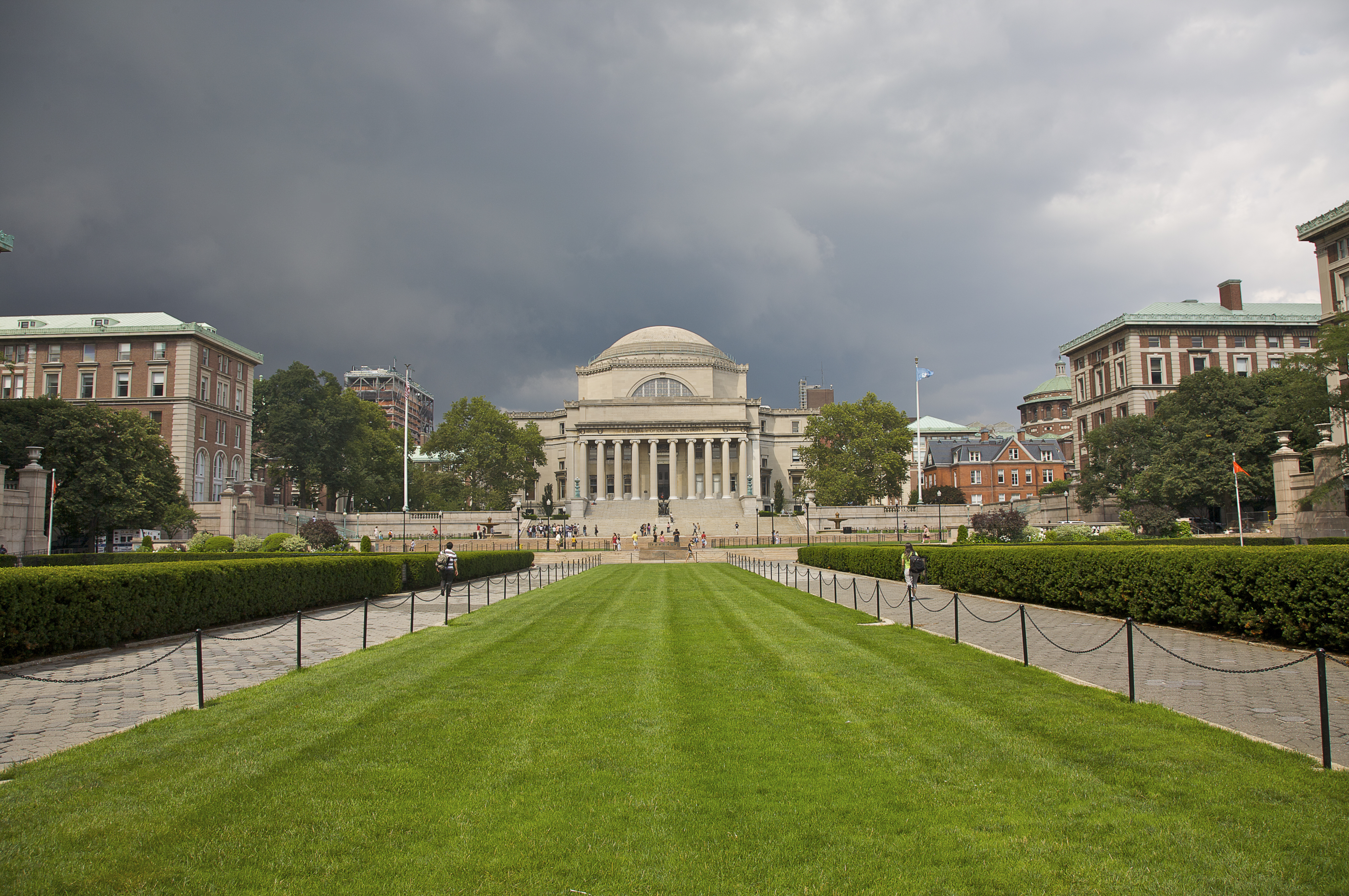 Columbia Settles Lawsuit Over 'Mattress Girl' Allegations